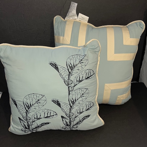 Madison Park | Accents | Set Of Madison Park Pillows | Poshmark